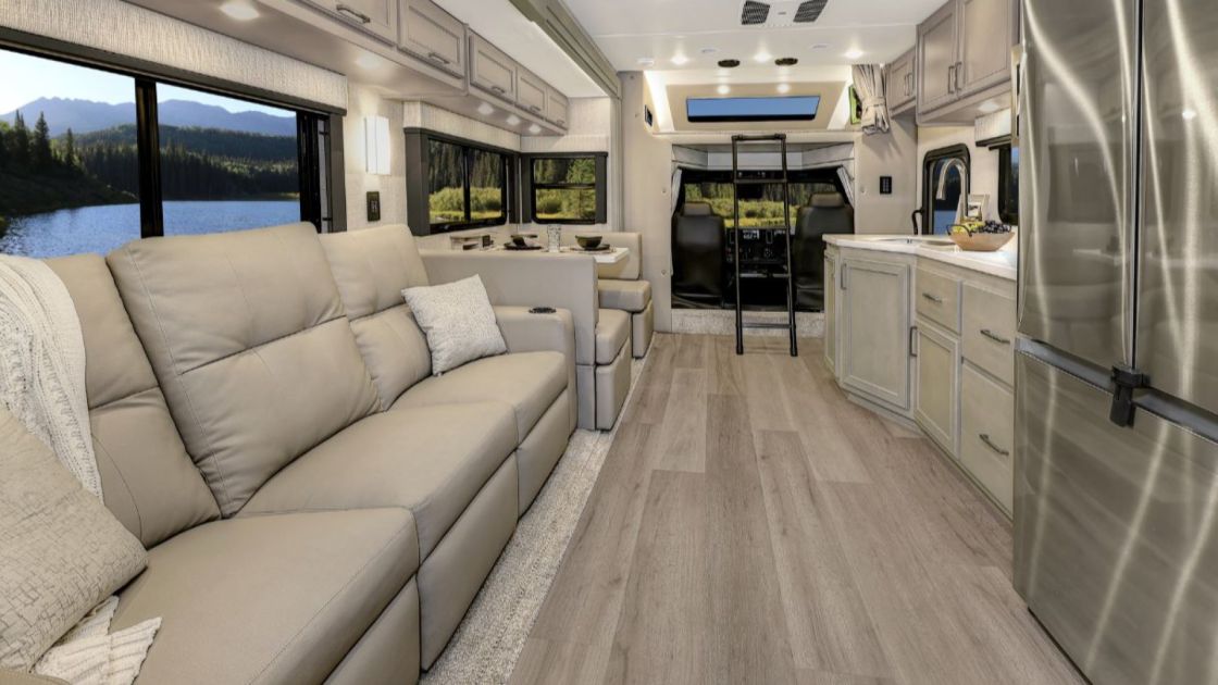 2026 Renegade Verona | Super C diesel RV