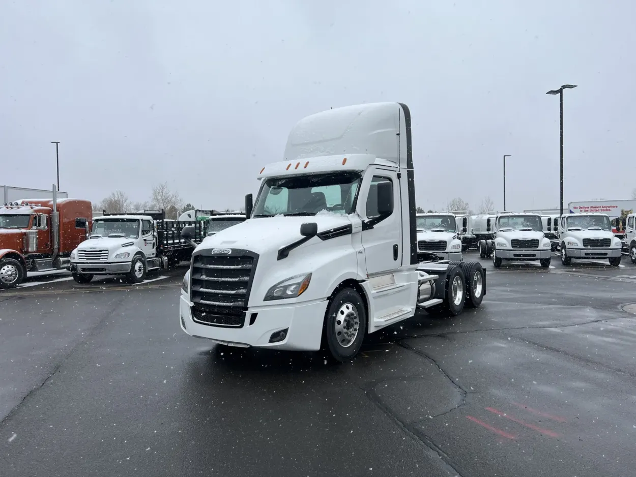Day Cab Trucks from Top Manufacturers - New & Used | Transwest