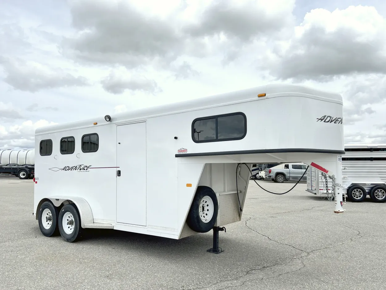 Gooseneck Horse Trailers for Sale | Transwest