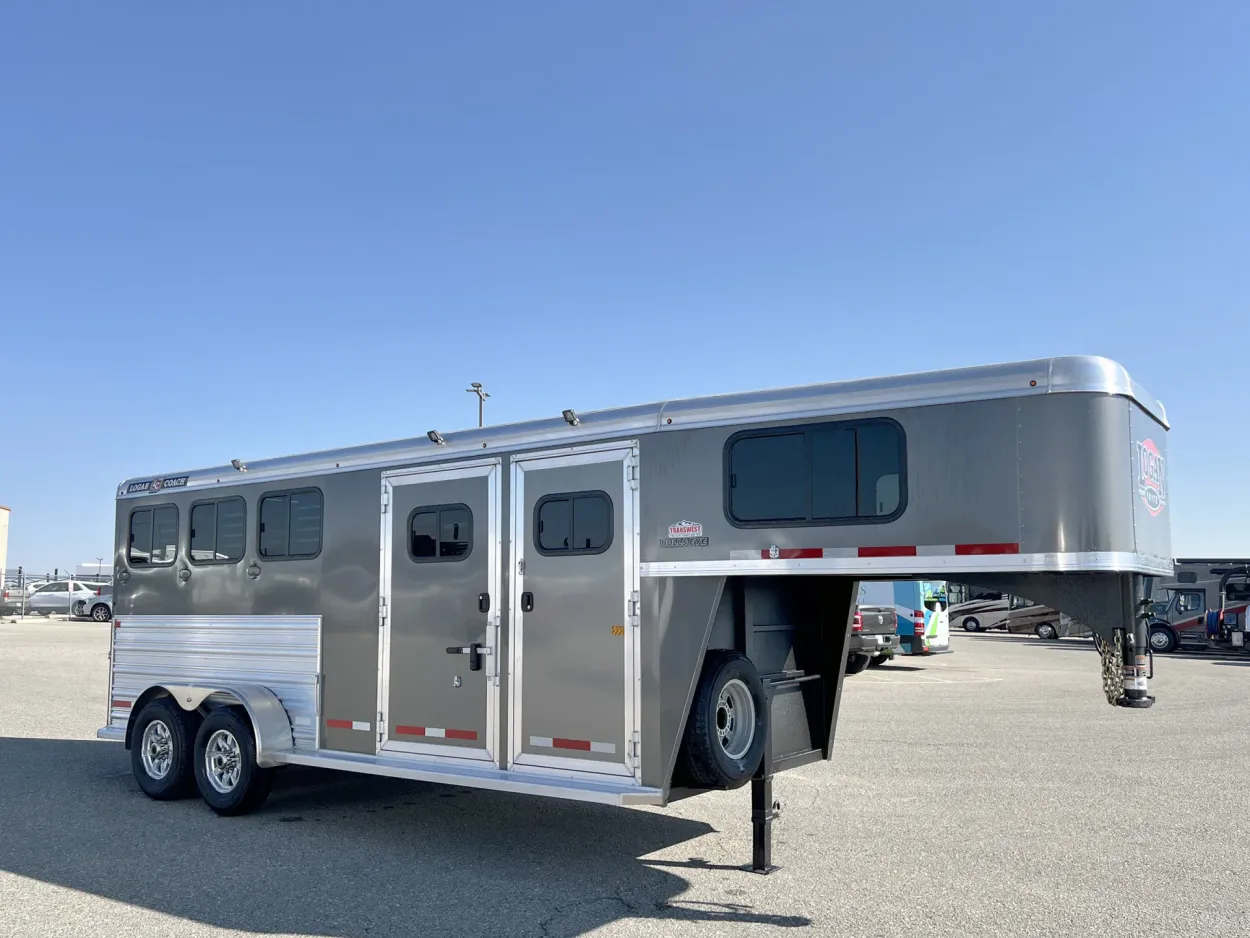Logan Coach Horse Trailers for Sale | Transwest