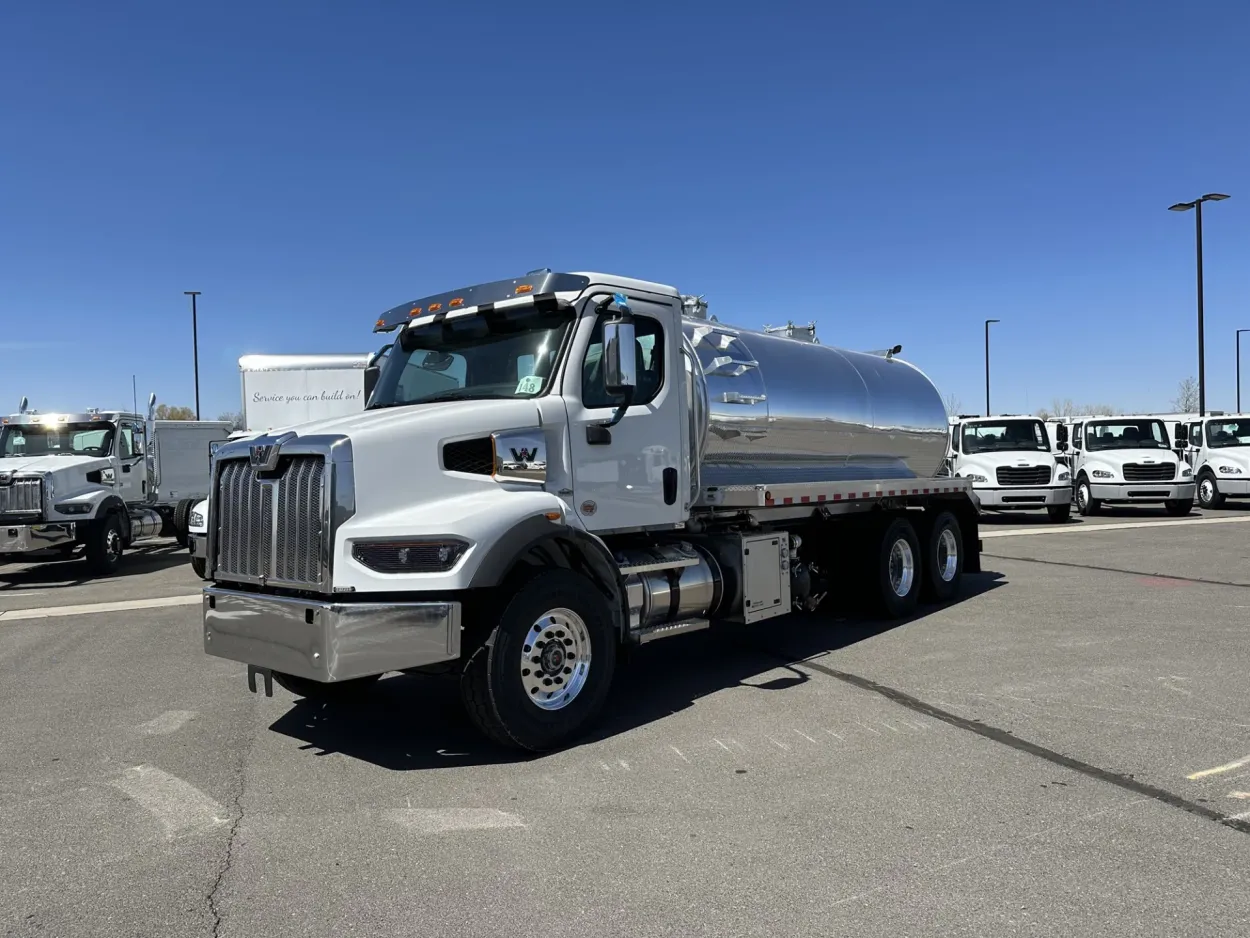 Septic Trucks - New & Used Commercial Trucks | Transwest