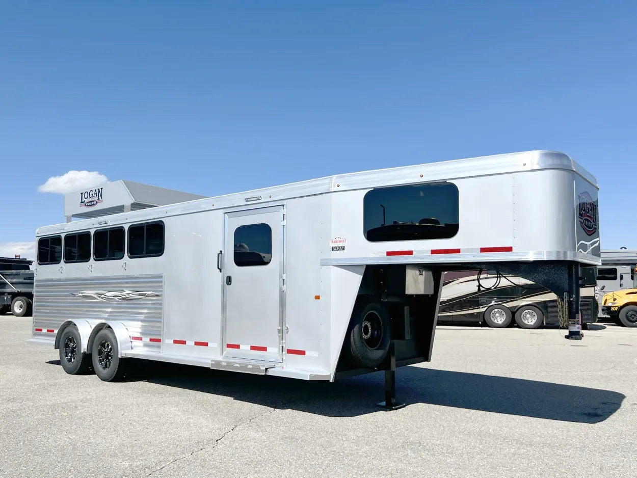 Logan Coach Horse Trailers for Sale | Transwest