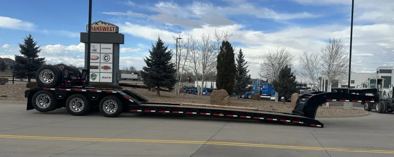 Front- Schnabel Gooseneck Commercial Trailers for Sale | Transwest