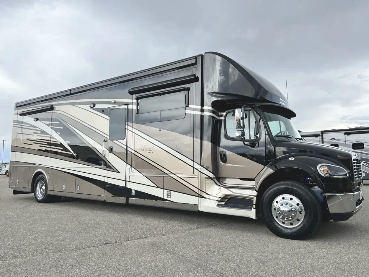 Newmar Super Star Class C Motor Coaches for Sale - Class C RVs