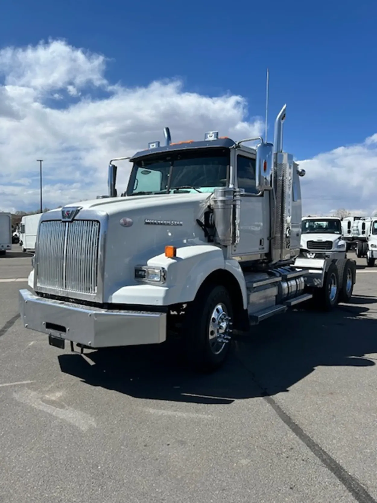 Day Cab Trucks from Top Manufacturers - New & Used | Transwest