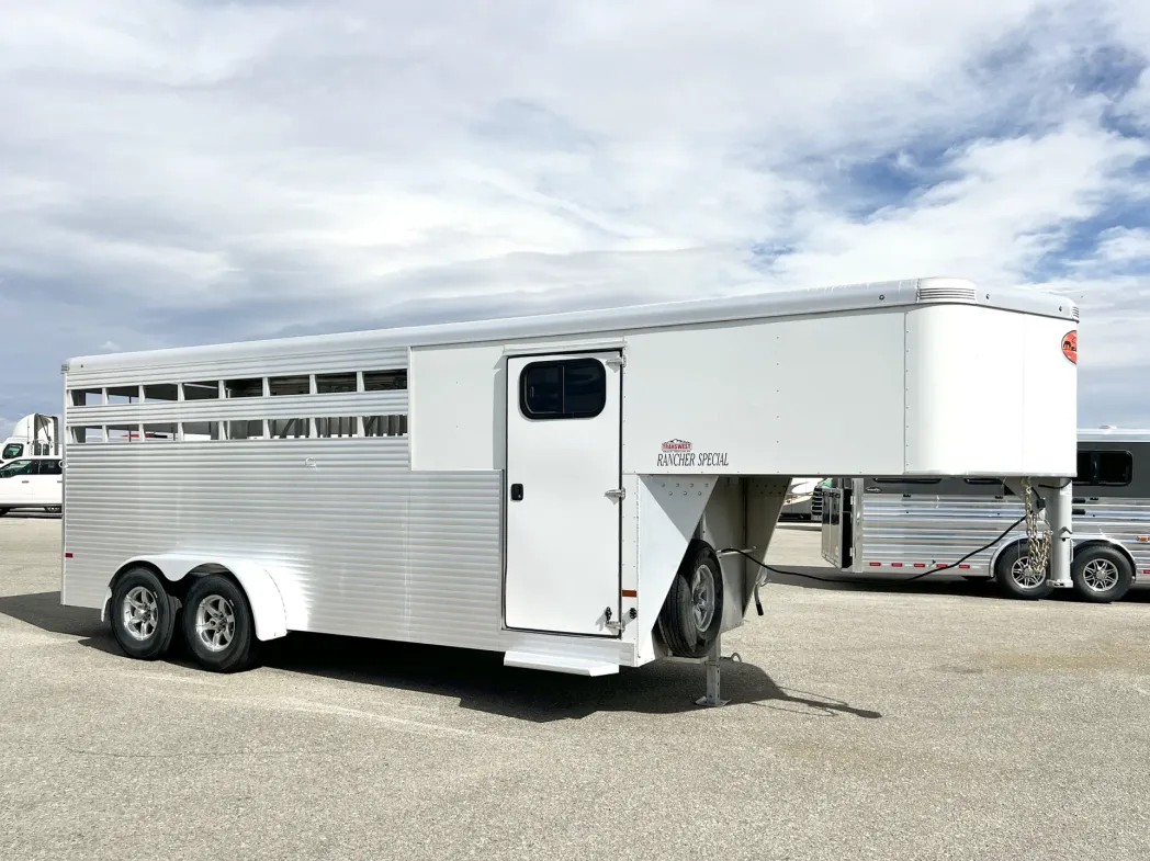 Gooseneck Livestock Trailers for Sale | Transwest