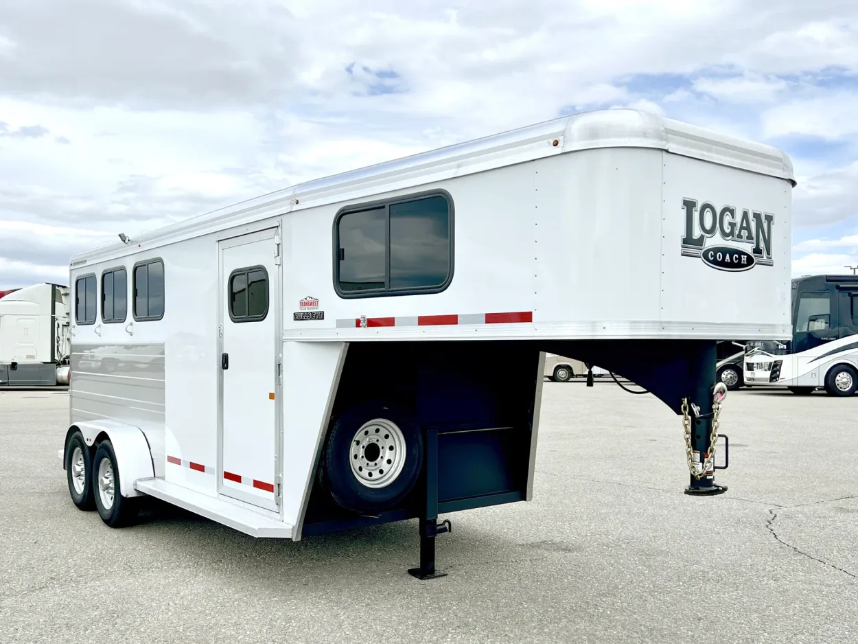 Logan Coach Horse Trailers for Sale | Transwest