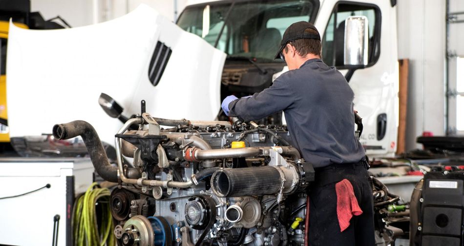 Maintenance & Service for Commercial Trucks